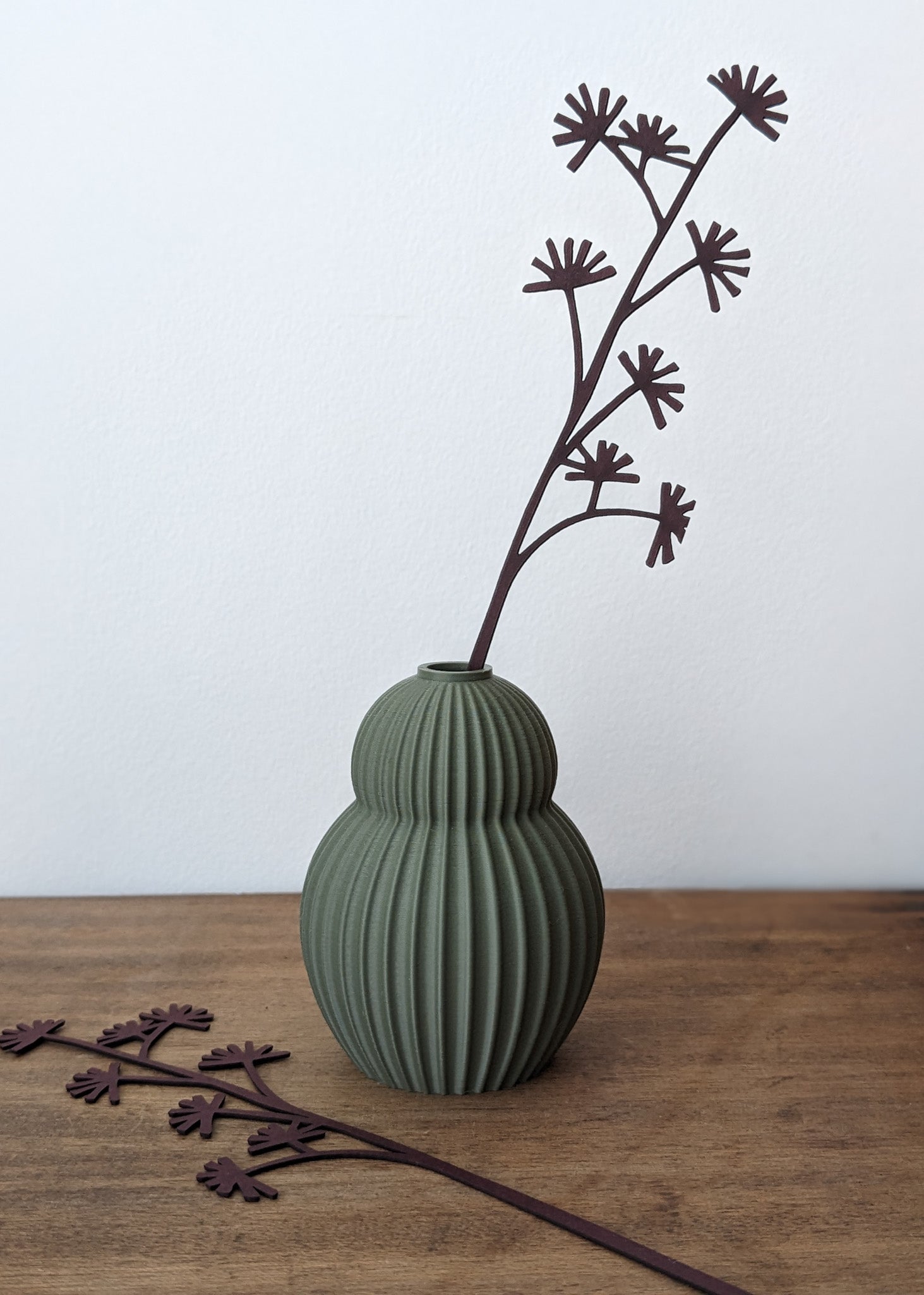 pick 'n' mix woodrush stem – Hannah Nunn